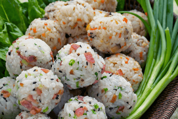 NEW! DIY Rice Balls [주먹밥] | Funny Funny